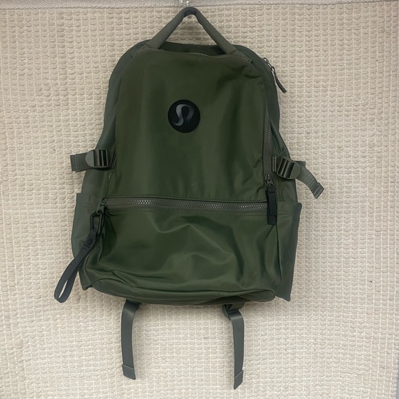 lululemon athletica | Bags | Lululemon New Crew Backpack Medium Olive ...